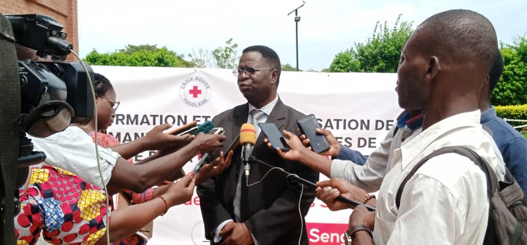 Venir en aide aux populations déplacées de la région des Savanes: la ...